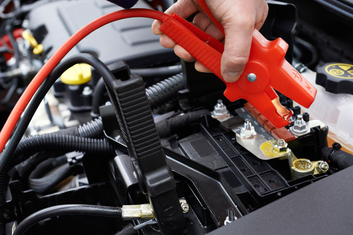 How to Jump Start a Car, a Simple Yet Thorough Step by Step Guide