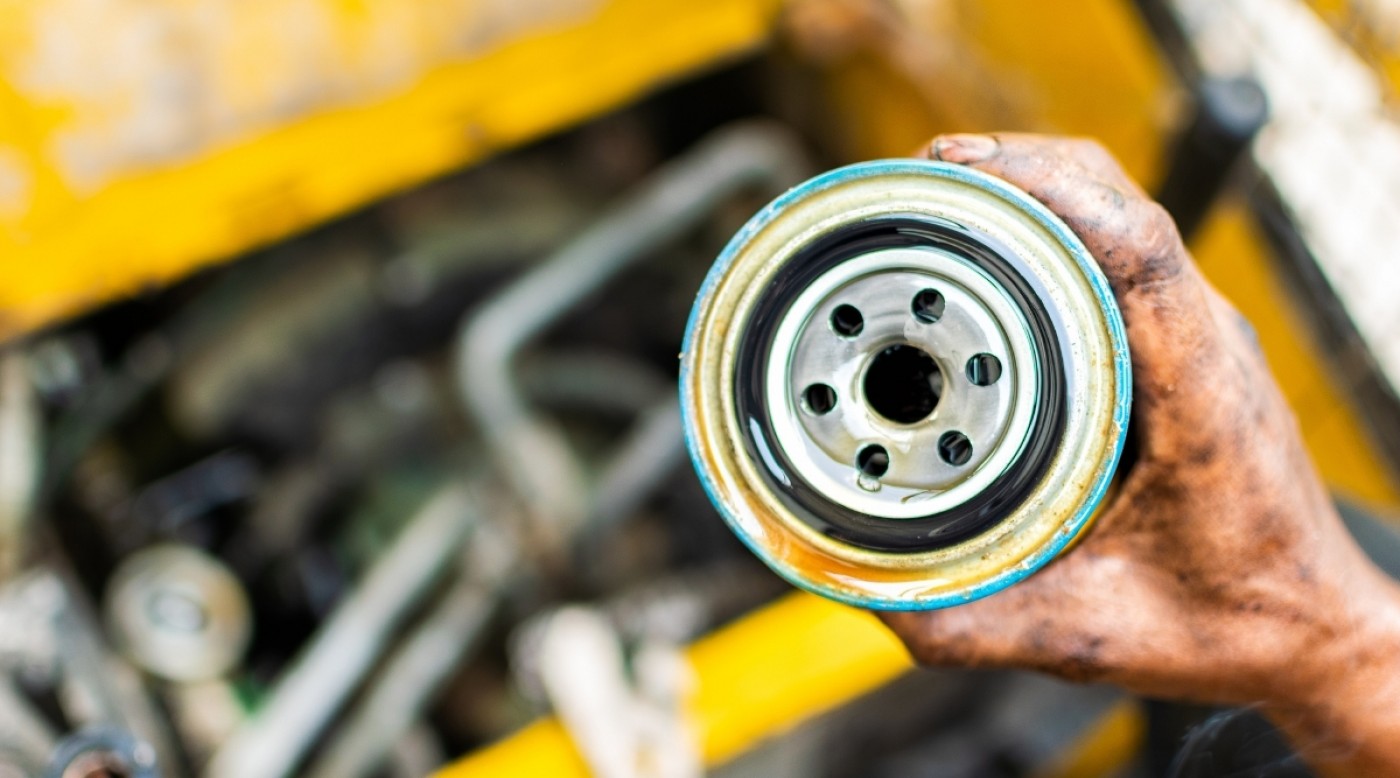 Best Place To Get An Oil Change: Know Where To Take Your Ride!